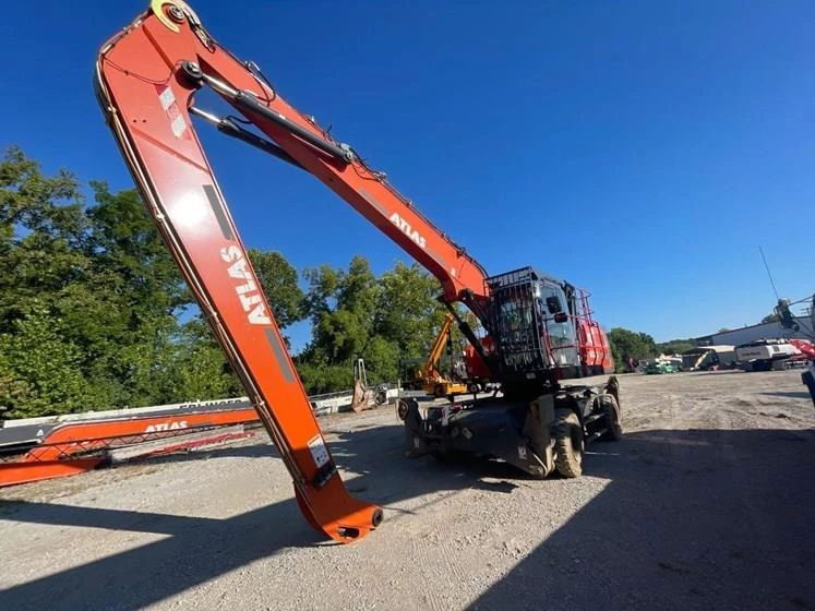 Used Material Handler – AA22013 -Fast Cycle Times & Optimized Handling ...