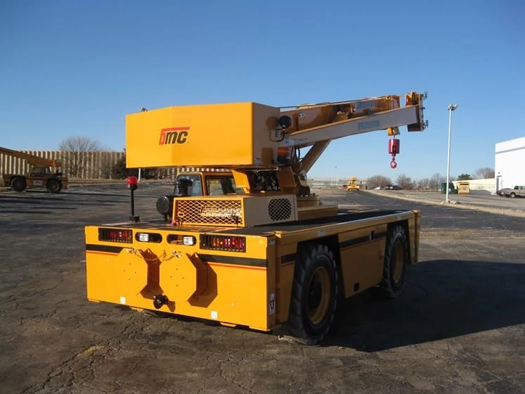 Broderson IC-250 Crane | New Equipment | Kirby-Smith Machinery