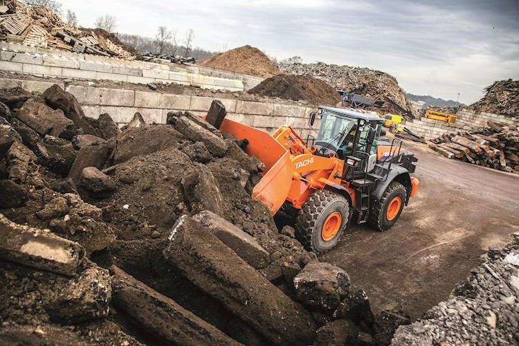 Kirby Smith - Hitachi ZW250-6