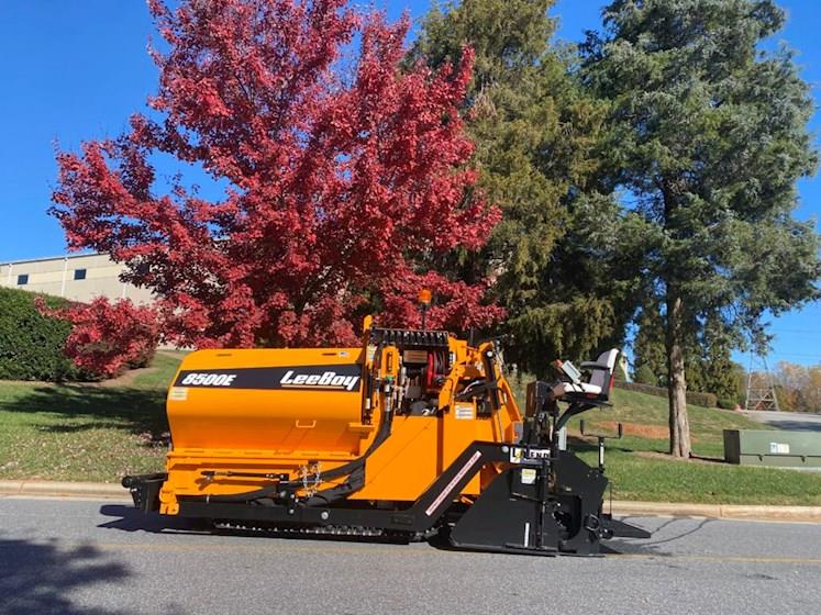 Leeboy 8500E Asphalt Paver | New/Rental Equipment | Kirby-Smith
