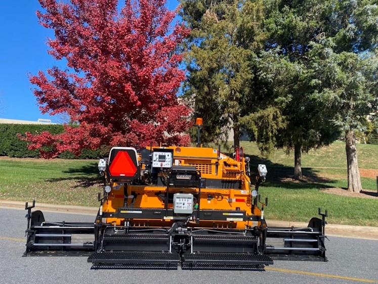 Leeboy 8500E Asphalt Paver | New/Rental Equipment | Kirby-Smith