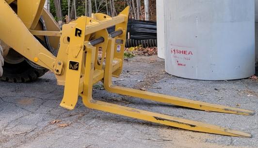Rockland Heavy-Duty Construction Loader Fork | New Equipment | Kirby-Smith