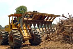 Solesbee’s Loader Rake | New Equipment | Kirby-Smith Machinery