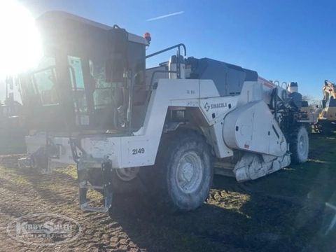 2016 Wirtgen WR 200 XLi Cold Recycler for Sale | Used Equipment | Kirby ...