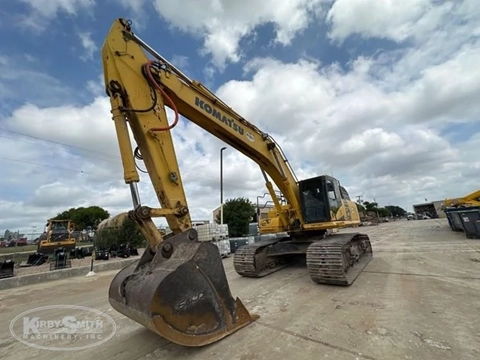 2017 Komatsu PC490LC-11 Excavator for Sale | Used Equipment | Kirby-Smith