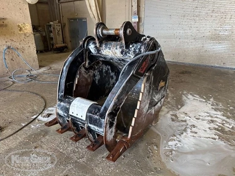 2018 AMI 54INGPC360 Graptor Bucket for Sale | Used Equipment | Kirby-Smith