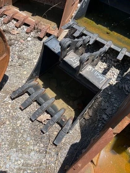 2022 Takeuchi 24IN TB240 Bucket for Sale | Used Equipment | Kirby-Smith