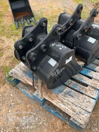2022 Takeuchi 24IN TB240 Bucket for Sale | Used Equipment | Kirby-Smith