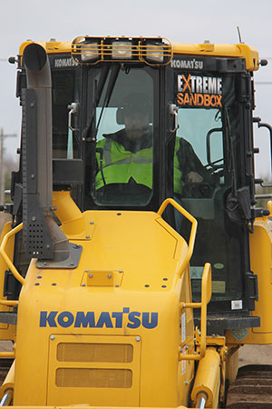 Komatsu America Becomes Exclusive Equipment Sponsor to Heavy Equipment ...